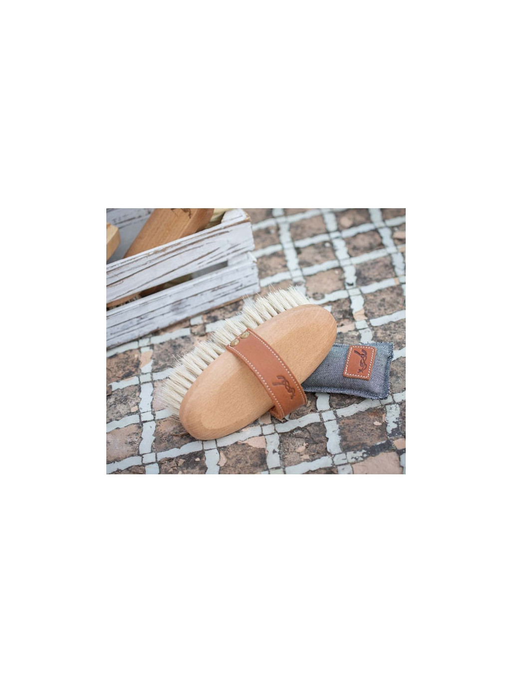 Brosse douce grand modèle Pénélope - pansage cheval